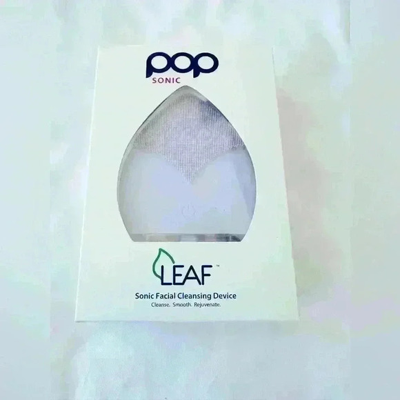 Popsonic | Skincare | Popsonic Leaf Sonic Facial Cleansing Device ...
